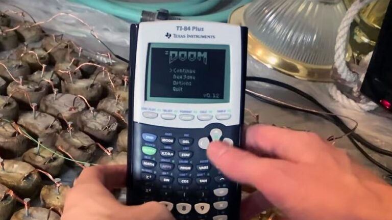 5 Alat Paling Aneh yang Bisa Kalian Pakai Buat Main Game