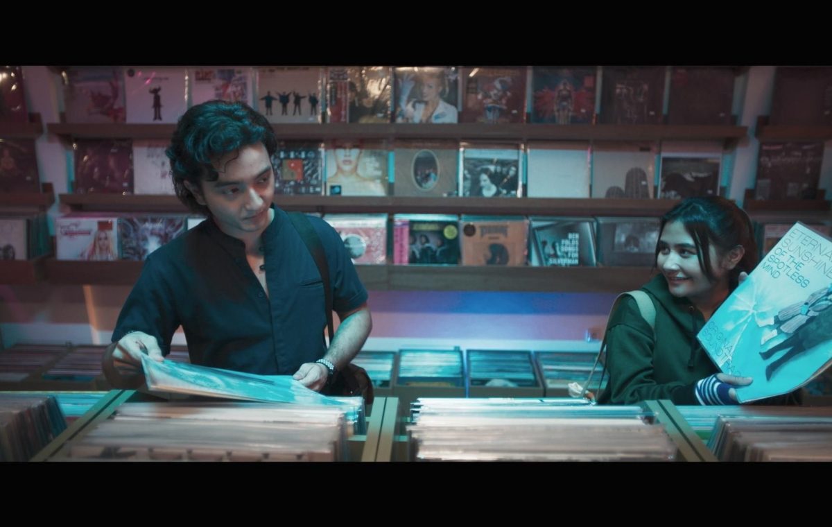 Review Film Ketika Berhenti di Sini (2023) Review Film Ketika Berhenti di Sini (2023)