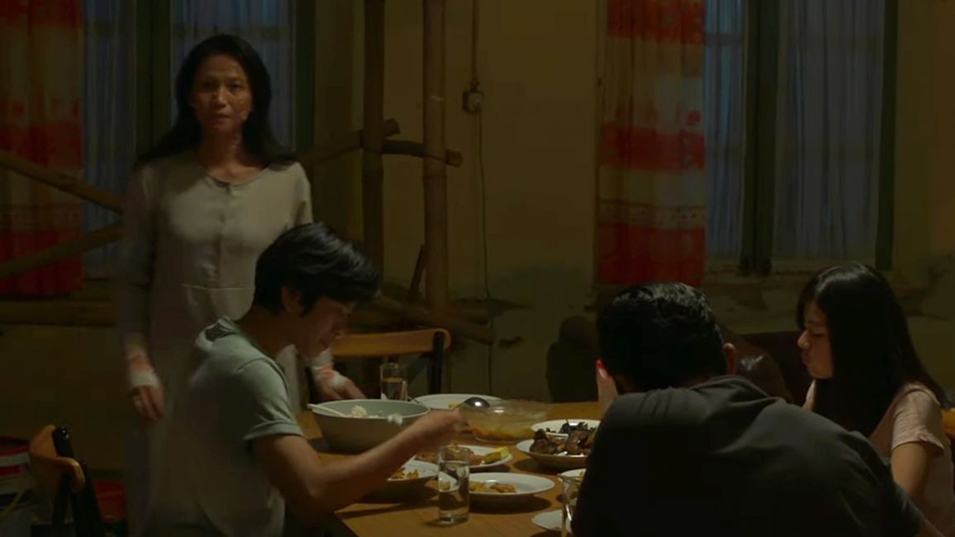 Review Film Di Ambang Kematian (2023) - KINCIR.com
