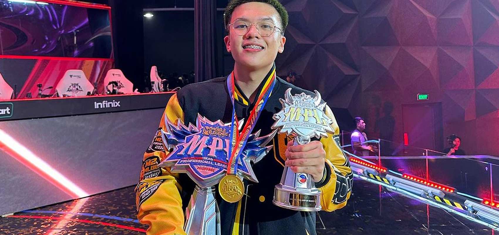 Profil Pemain AP.Bren yang Baru Saja Menjuarai MPL PH Season 12 ...