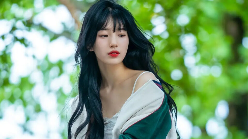 Bae Suzy Cerita Pengalamannya Merokok demi Peran di Drama Korea Doona! - KINCIR.com