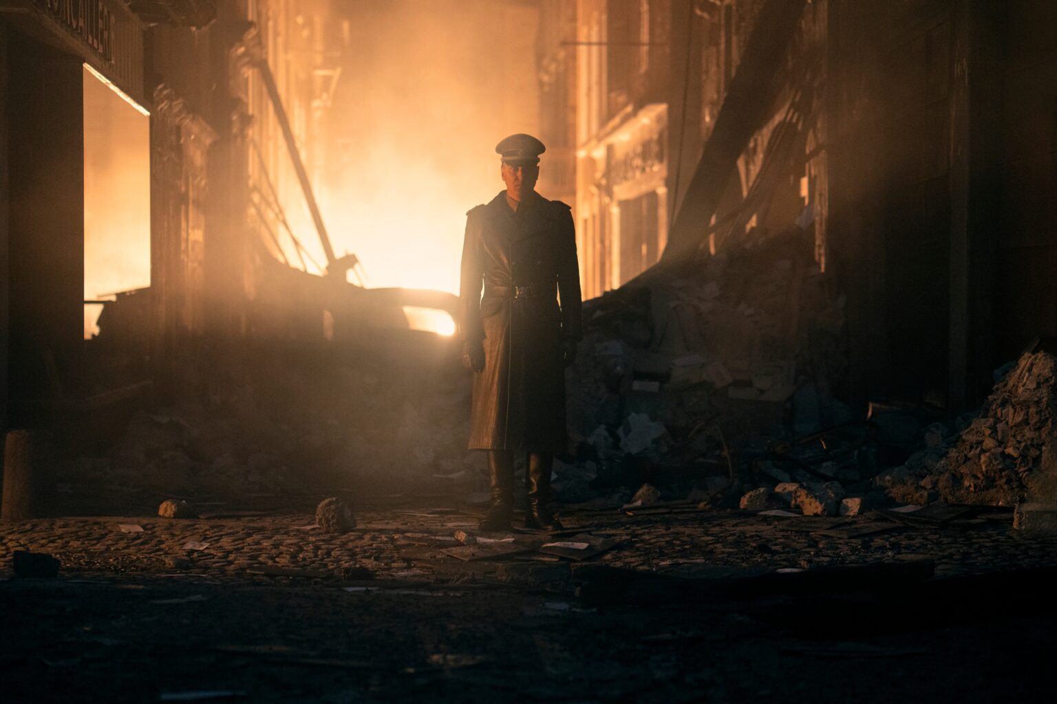 Review Serial All the Light We Cannot See (2023)