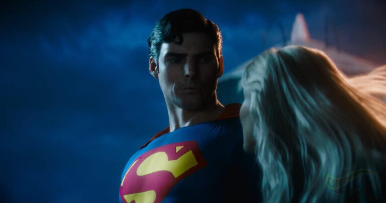 Kameo Superman Versi Christopher Reeve di The Flash Timbulkan ...