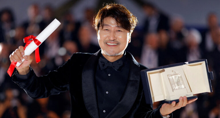 Aktor Parasite Song Kang-ho Bintangi Drama Disney+ Hotstar Bertajuk ...
