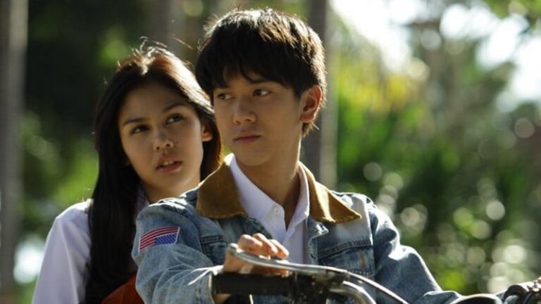 Melihat Perbedaan Film Ancika dengan Film-Film Dilan Sebelumnya