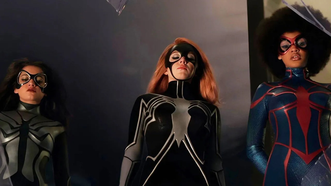 5 Misteri di Film Madame Web yang Bikin Geleng-geleng Kepala - KINCIR.com