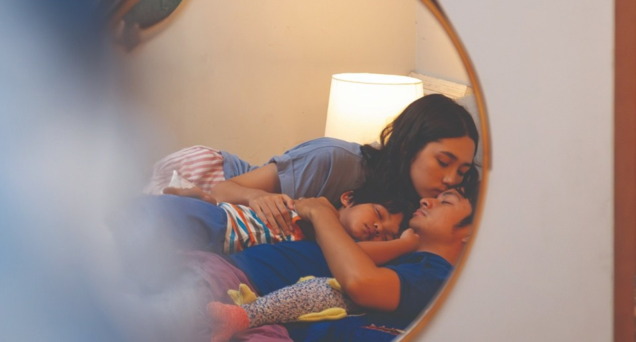 Review Film Dua Hati Biru (2024) - KINCIR.com