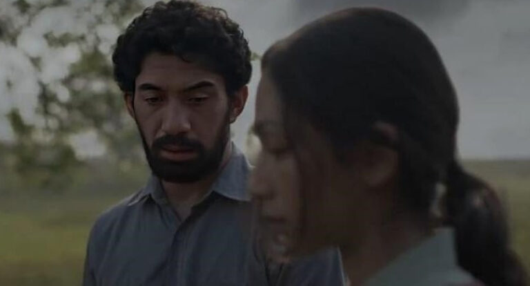 5 Teori Ending Film Siksa Kubur, Mana yang Paling Masuk Akal? - KINCIR.com 5 Teori Ending Film Siksa Kubur, Mana yang Paling Masuk Akal? - KINCIR.com