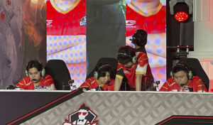 (MPL Season 13) Geek Fam Tumbangkan RRQ, Aboy Sukses Manfaatkan Momen ...