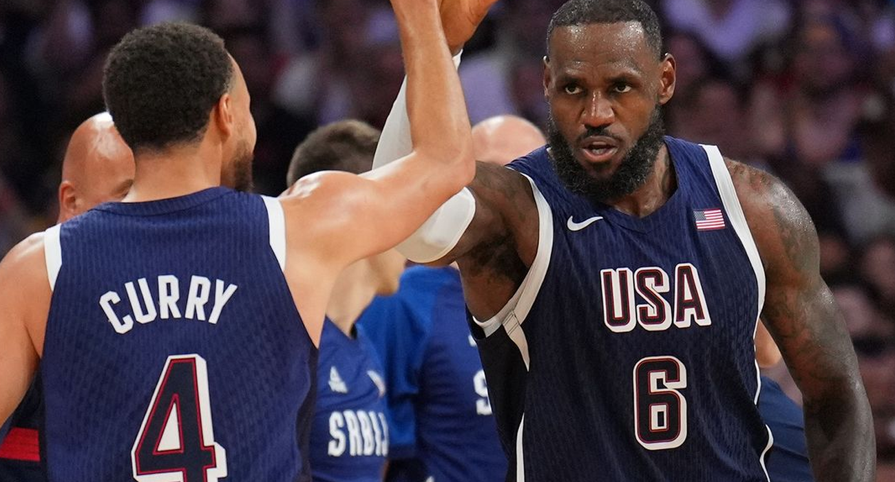 LeBron James Bawa Timnas Basket Amerika Serikat libas Serbia 110-84 ...