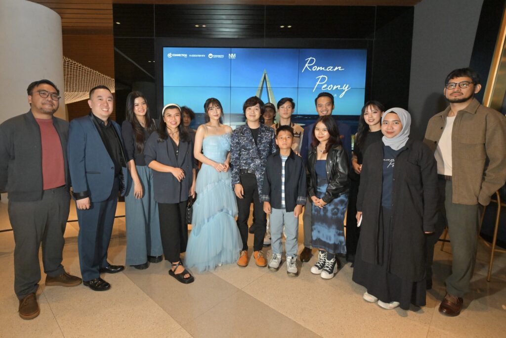 Film Roman Peony Sukses di Okinawa, Gelar Gala Premiere di Jakarta ...